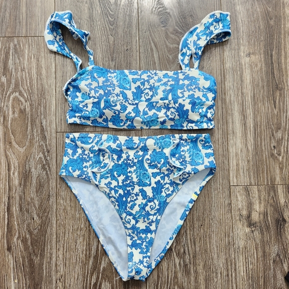 summersalt | Swim | Summersalt Mestiza The Ruffle High Leg Bikini ...
